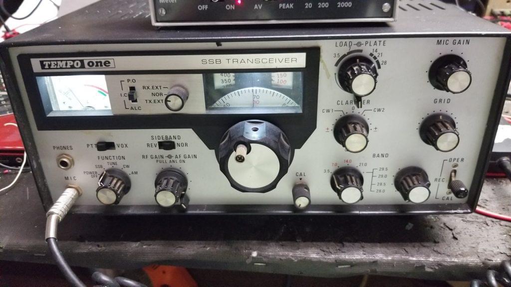 Henry Tempo one/ Yaesu FT200 - Facebook Ham Radio Stop Classifieds